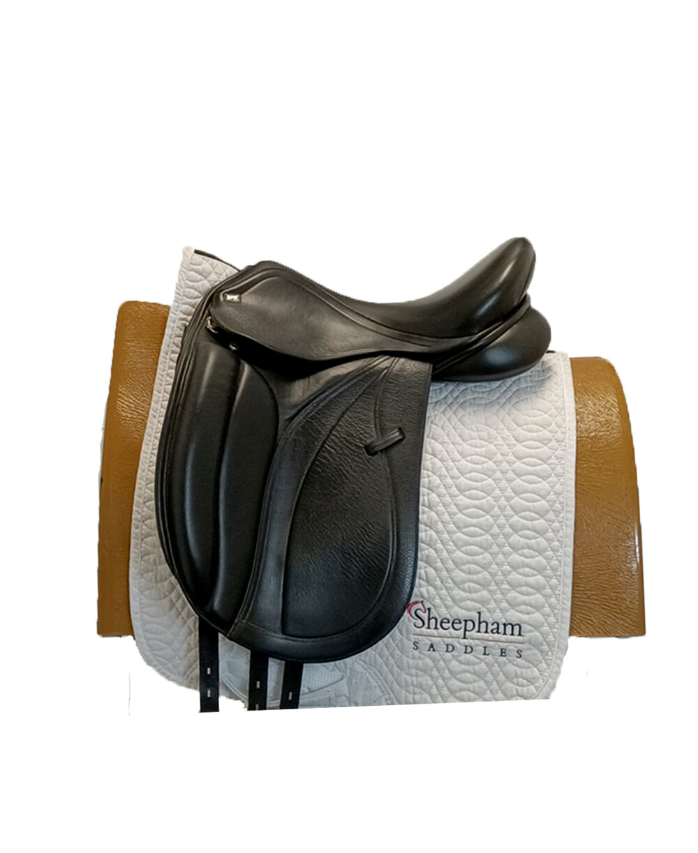 Monarch Dressage Saddle 17" Adjustable Black | Shop our Range of ...