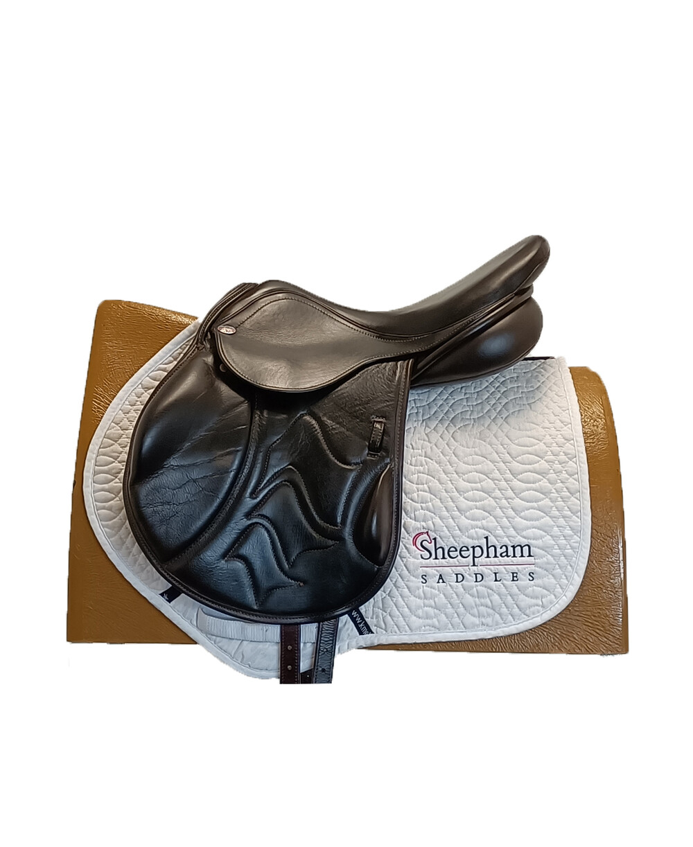Optimum Performance Monoflap Jump Saddle 17.5" MW Brown